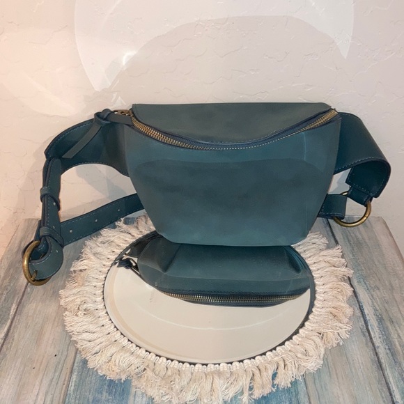 Universal Thread | Bags | Universal Thread Goods Co Hip Pack | Poshmark